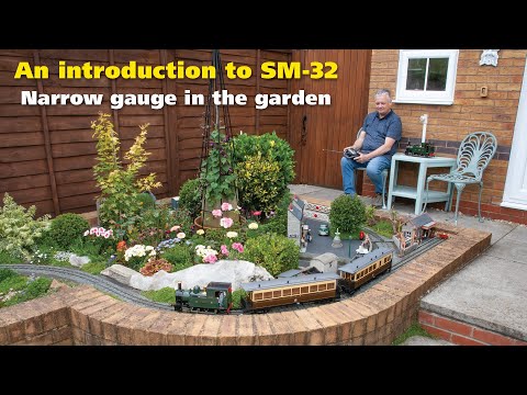 Build an SM-32 garden railway with PECO!