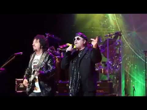 Toto Live In London Full Concert 2018 - 40 Trips Around the Sun Tour ...