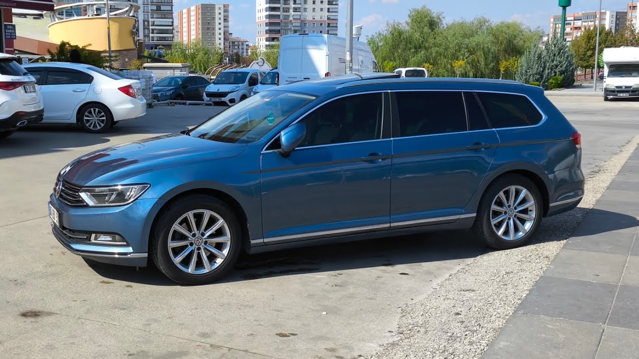 VW Passat Variant Comfortline (2016) - ASMR Listening from CD Player ...