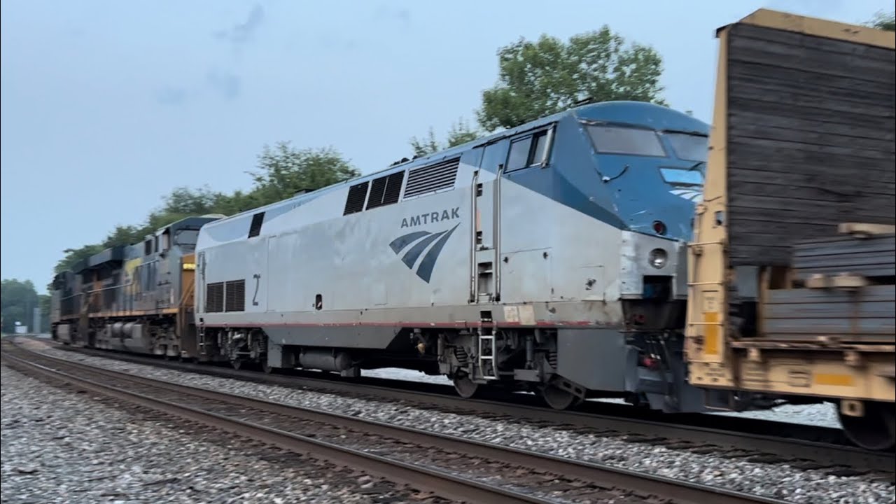 Amtrak 2 Trails on M512, and I132 with CN and a KCS! - YouTube