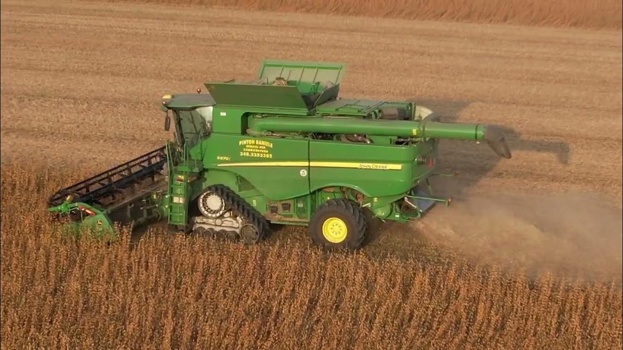 Trebbiatura soia John Deere - YouTube