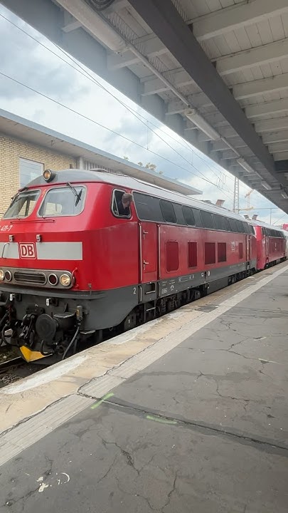 Lokwechsel von 101 075-0 auf 218 406-7 und 218 411-7 Rangieren Intercity Dortmund - Oberstdorf ...