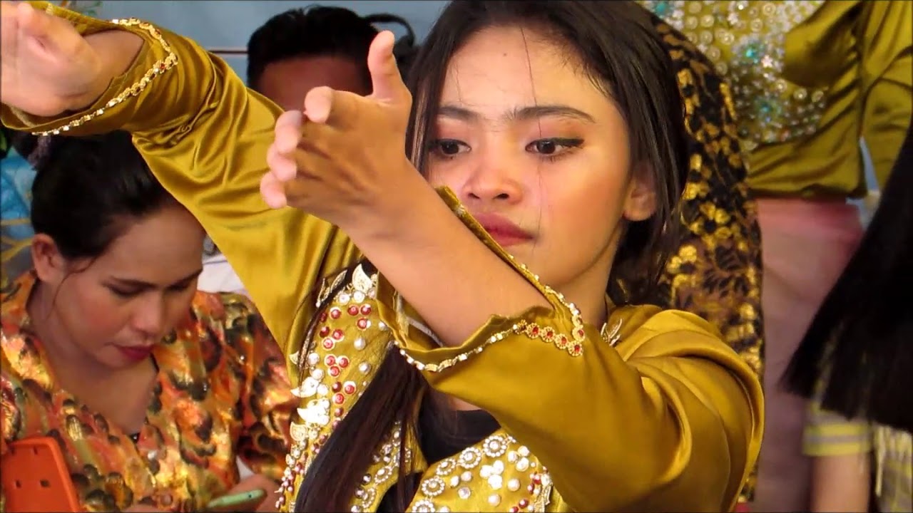 Suluk of Borneo - YouTube