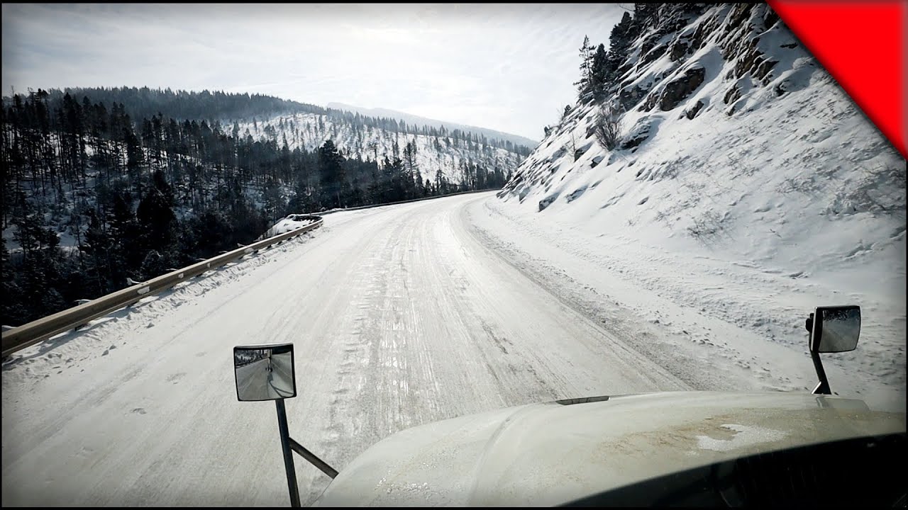Trucking on Ice - Winter Truck Driving - YouTube