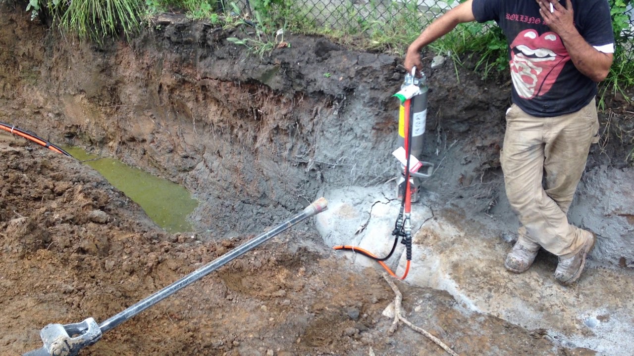 Rock Splitting - YouTube