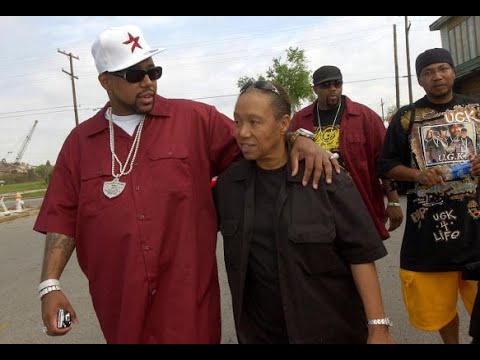 UGK (PIMP C BUN B) - Int'l Players Anthem (I Choose You) fEAT Outkast ...