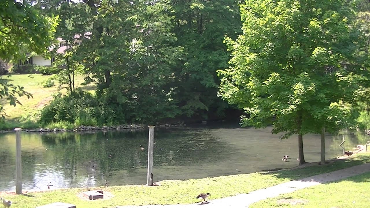 World's largest natural sulfur spring - YouTube