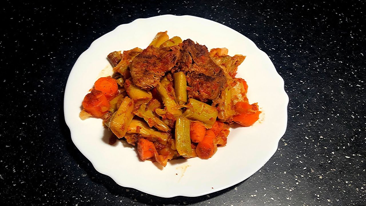 Gjellë me Presh dhe Mish | Leek Dish - YouTube