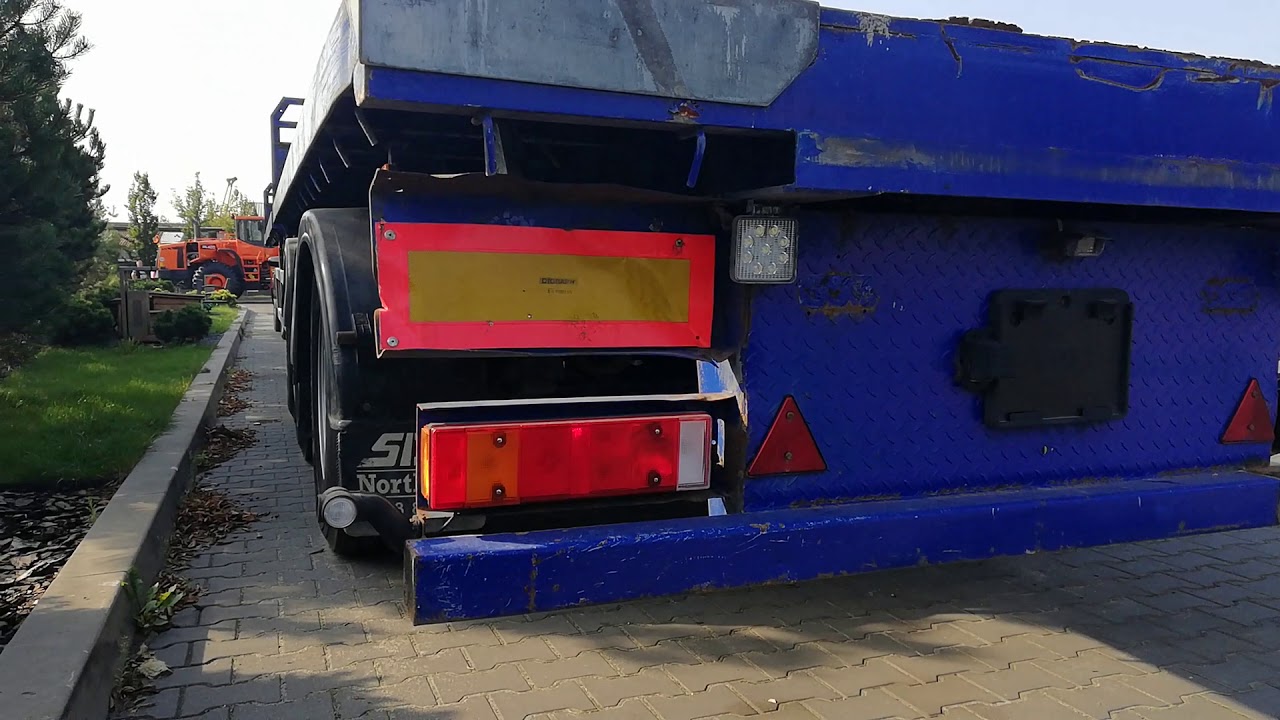 SEMI-TRAILER WITH CRANE SDC TRAILERS LTD 13.6 M - YouTube