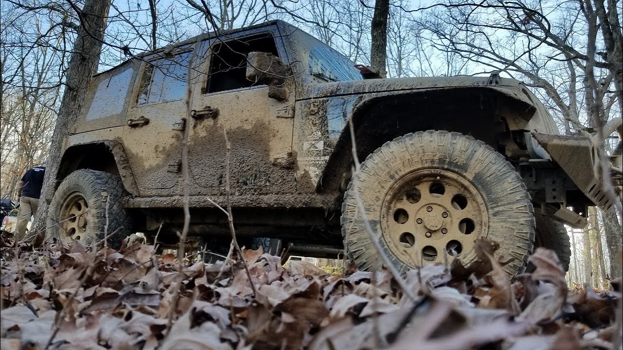 Jeep Wrangler JKU mud run near South Pittsburg, Tennessee. - YouTube