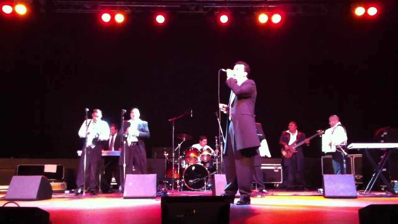 Banda pachuco mix - YouTube