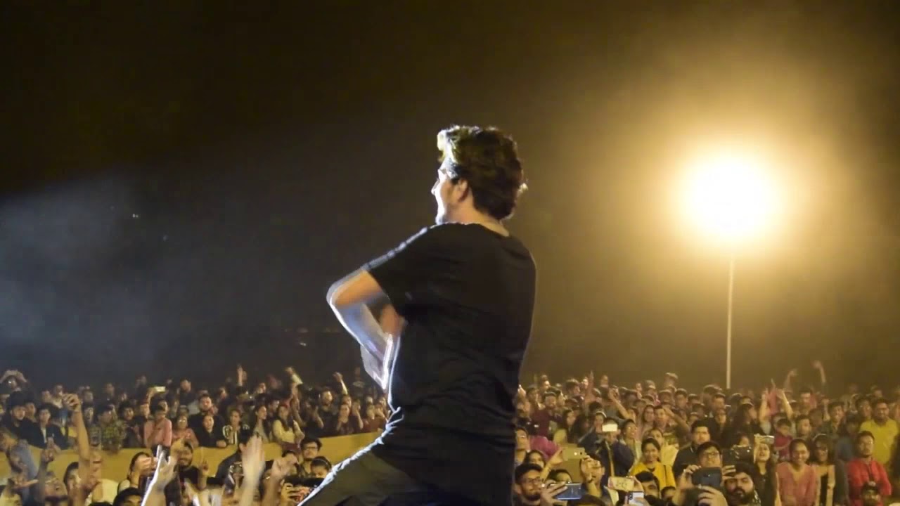 Darshan Raval Live concert 😍 💕🎶 Gujju Dhamaal...#darshanraval # ...