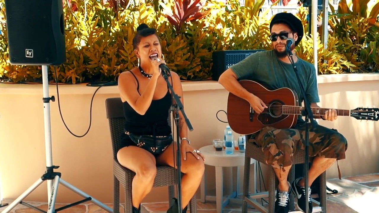 Eli Mac - Mr Sensi live at the edge sheraton Waikiki - YouTube