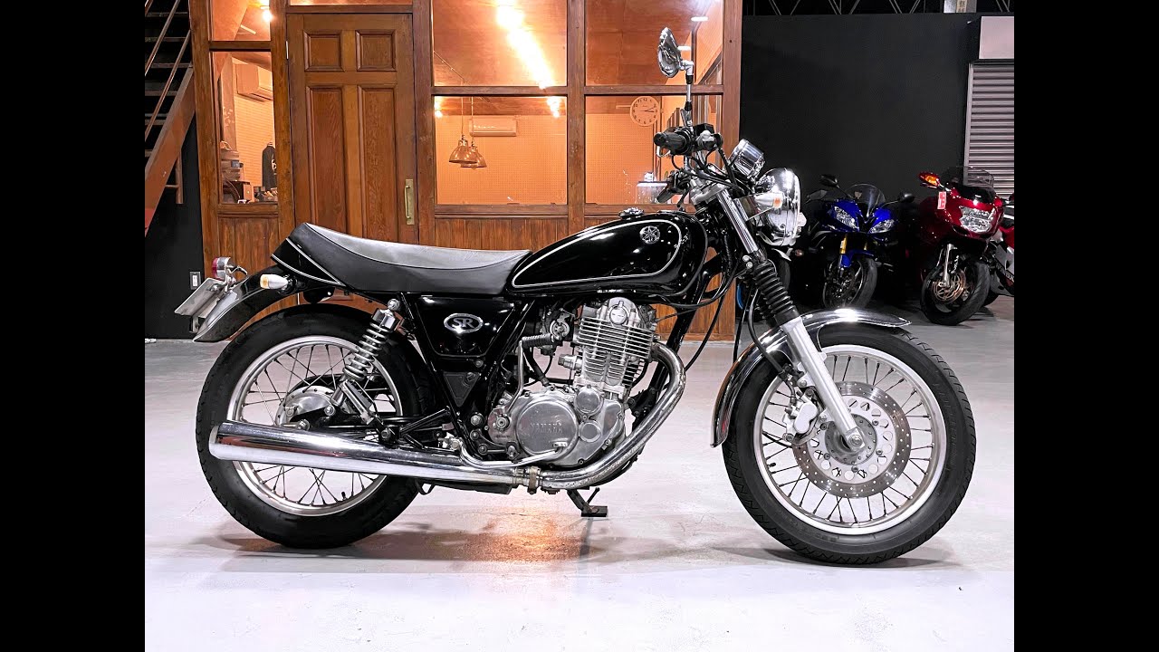 YAMAHA SR400 RH01J - ヤマハ SR400 - USBポート 装備 - YouTube