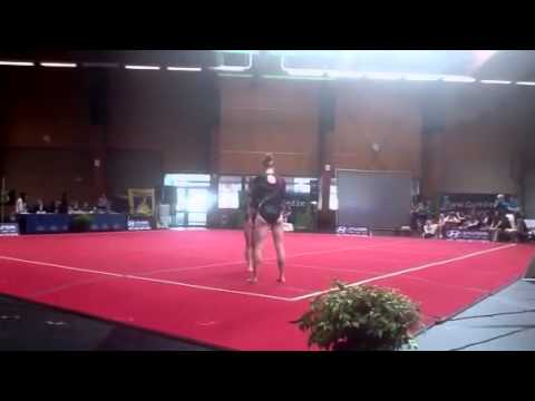 Sarah de Jager Helena D'Haese VK 2012 - YouTube