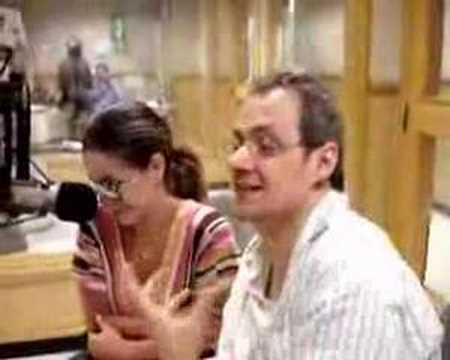 Danielli Winnits no Café com Bobagem - YouTube