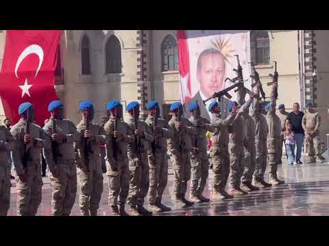 Asker gösteri