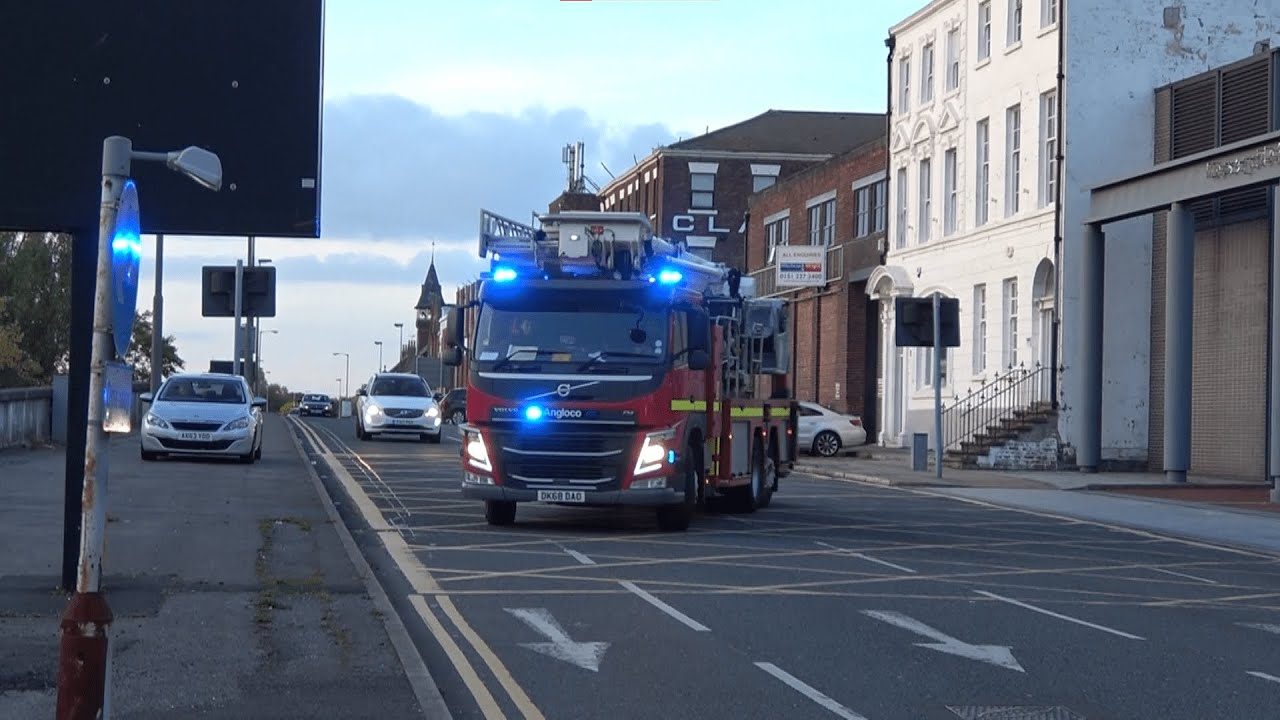 Liverpool City Centres' Combined Platform Ladder Turnout - Merseyside ...