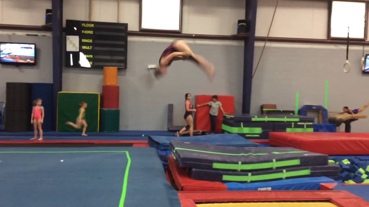 Training Skill: Double Pike on floor - YouTube