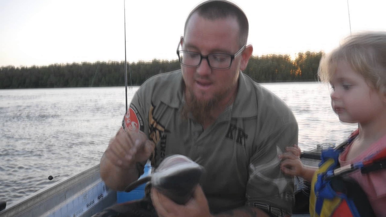 how to catch logan river bull sharks - YouTube