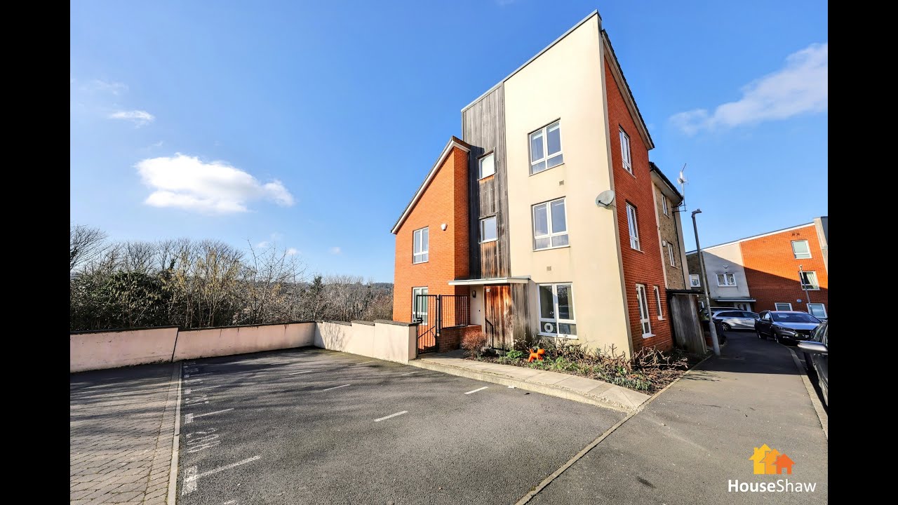 Property Video | The Roperies, High Wycombe, HP13 7FW - YouTube