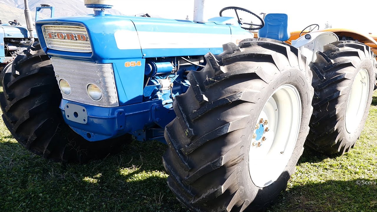 1964-68 Ford County 654 Tractor at Wheels at Wanaka 2023 - YouTube