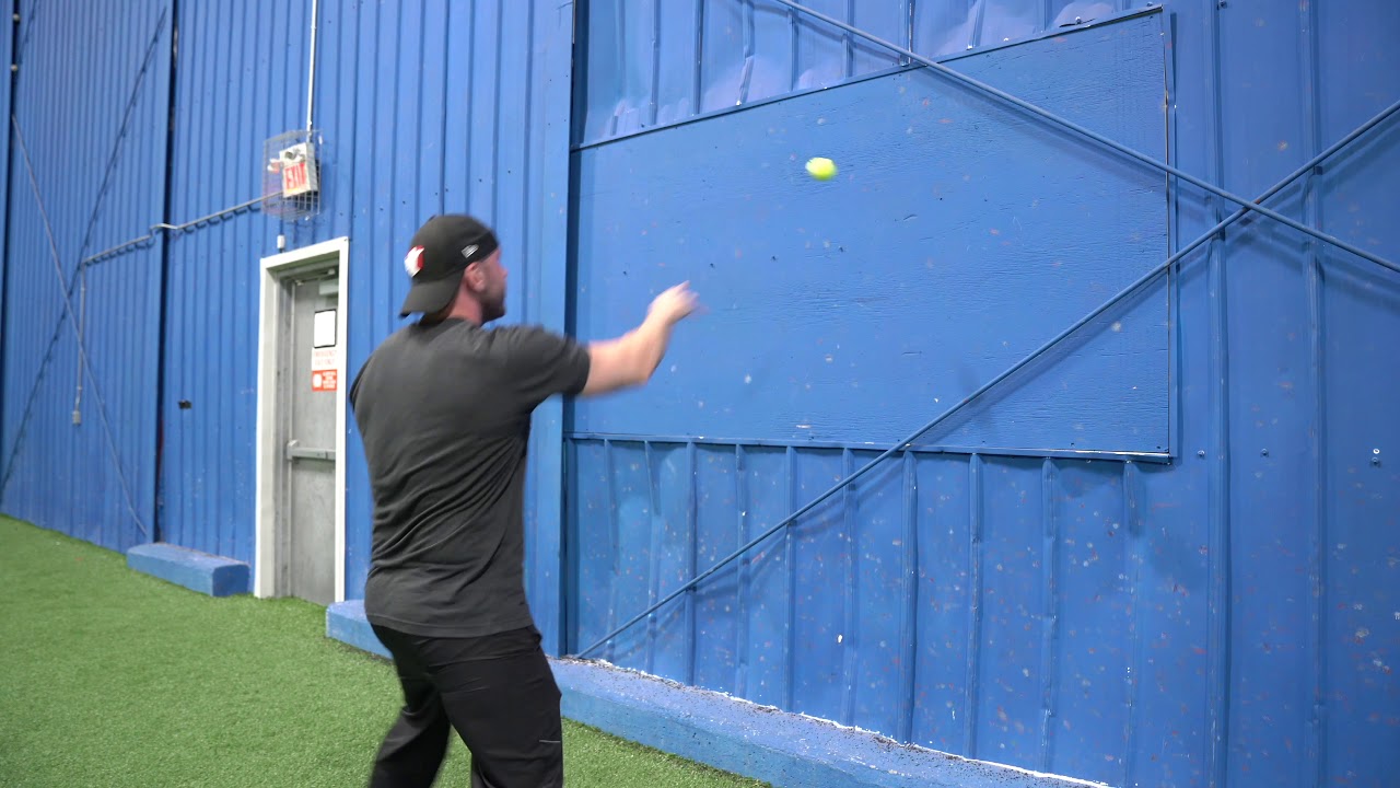 Movement Based Number Tracking Wall Catch - YouTube