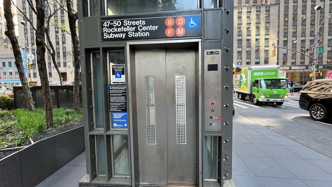 Staley Glass Elevator At The Rockefeller Center Subway Station In ...
