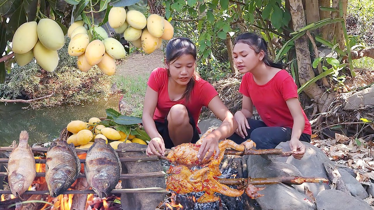 Chicken spicy roasted and Fish grilled with Chili sauce, Seafood ...