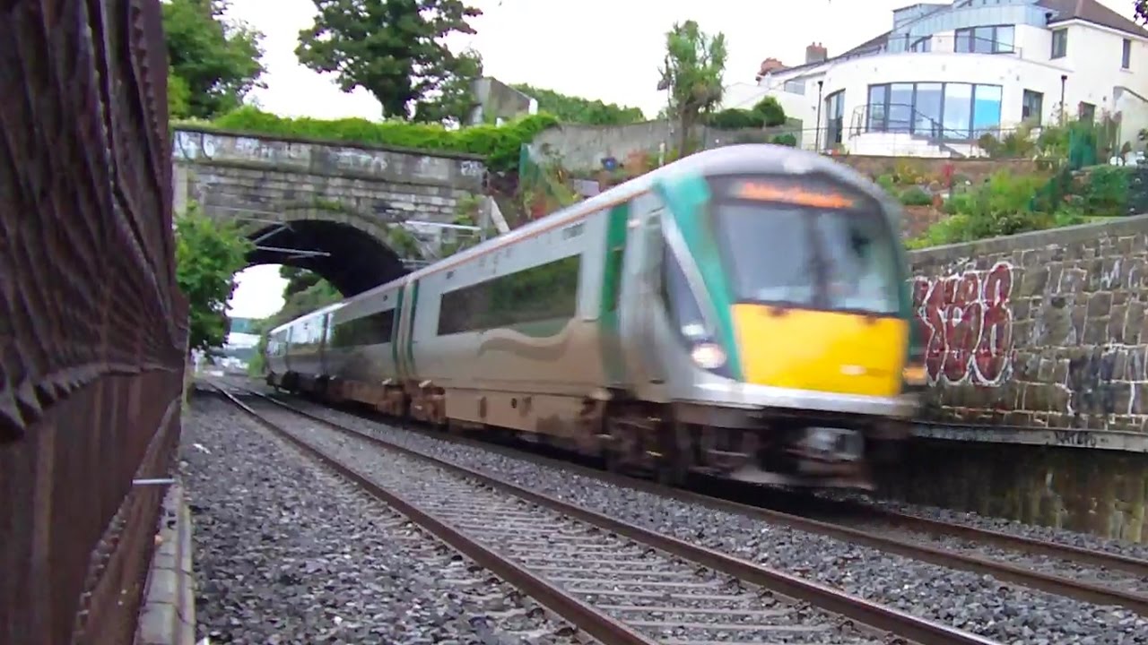 Irish Rail 22000 Class Intercity Train - Blackrock, Dublin - YouTube