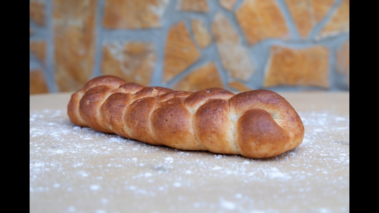 Egyszerű gluténmentes kalács sütés, négyes fonással. - YouTube