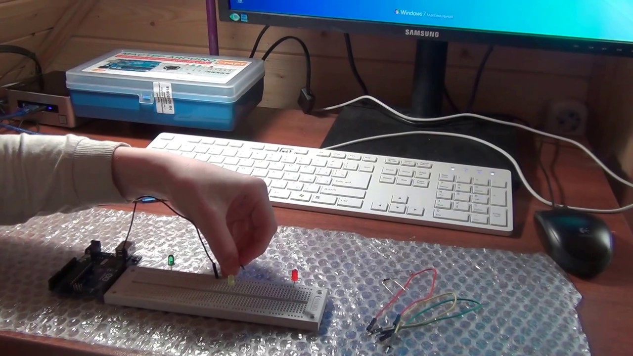 как сделать светофор на arduino uno - YouTube