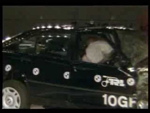 BMW serie 3 e36 crash test - YouTube