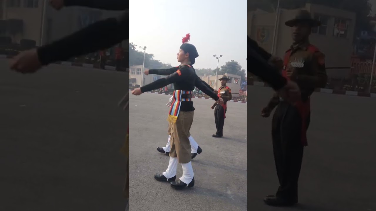 Perfect Marching : NCC Girls at RDC || Knees tight, heel dig and full arm swing - YouTube