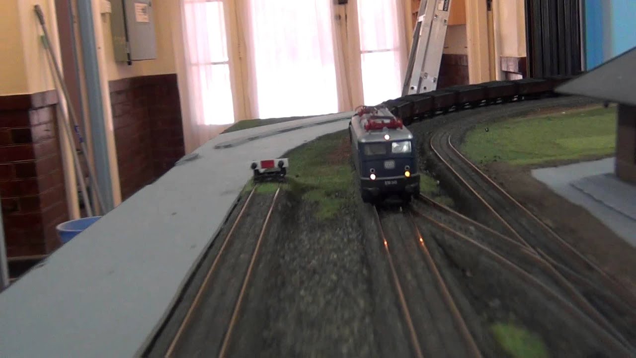 Märklin 39120 E10 345 - YouTube