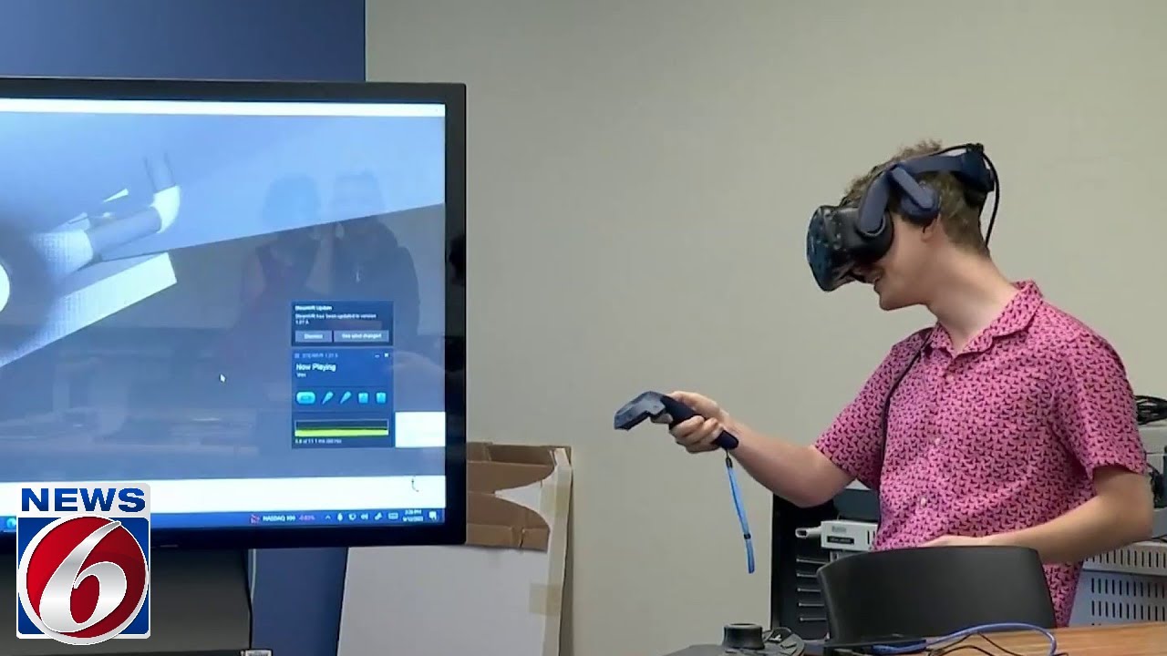 High tech design program gets students workforce ready - YouTube