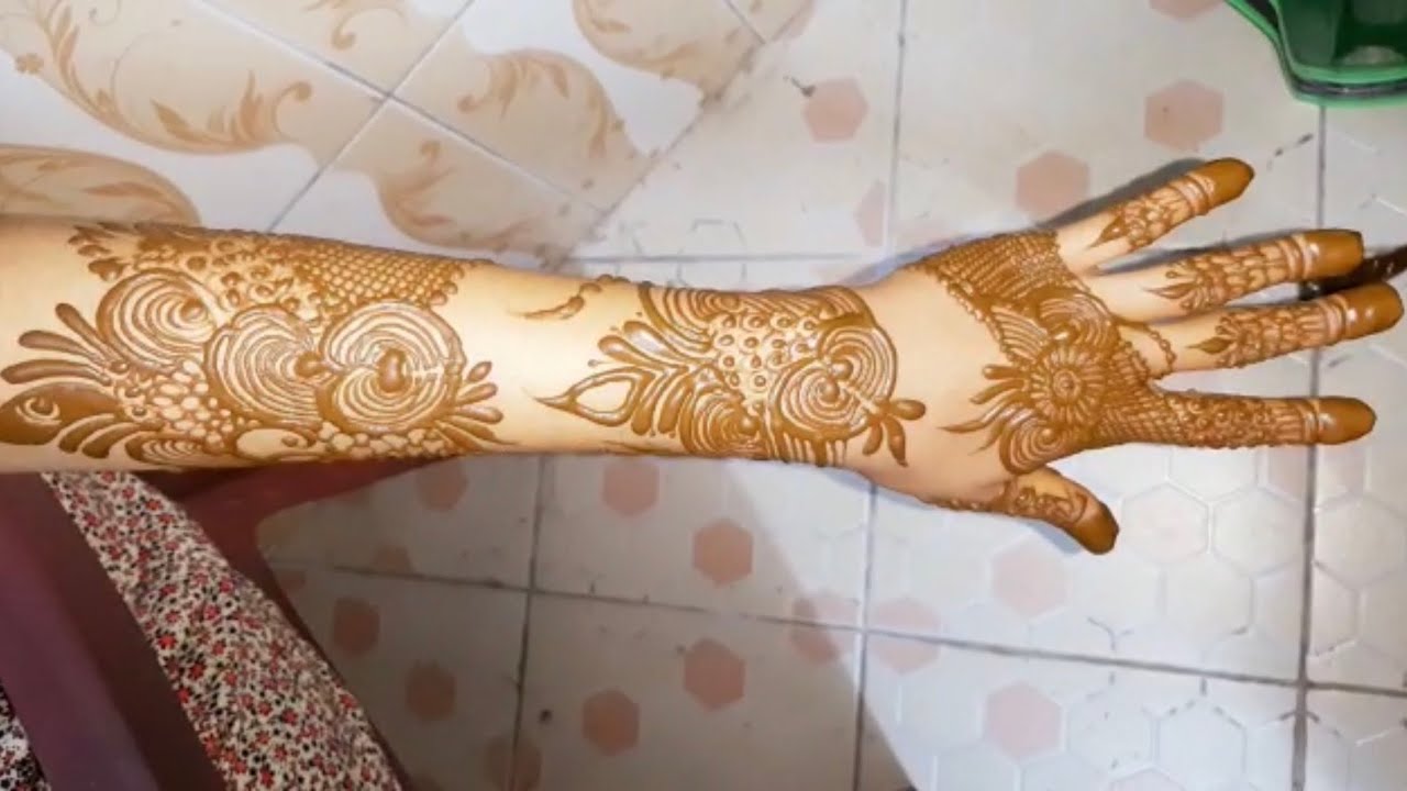 Cilaan Full Qurux badan an aniga saaray - YouTube