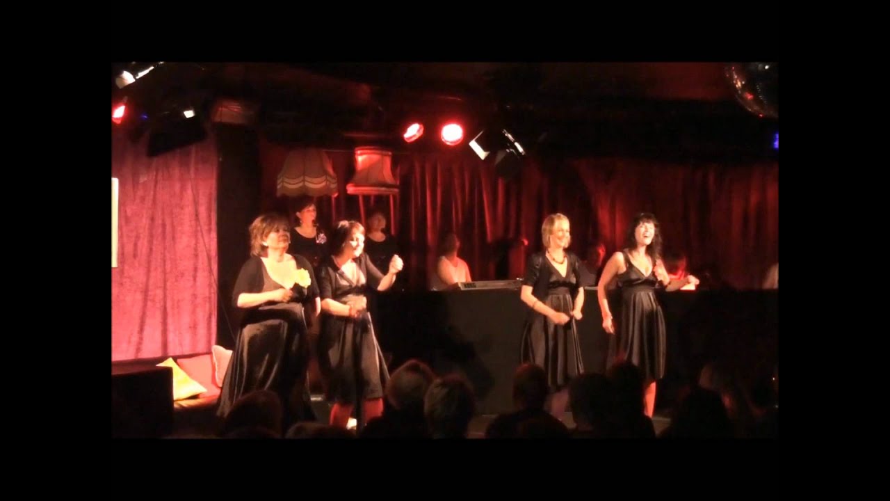 Fire Fulle Damer - Heilt Kanon [Fulle Damer Sang] - YouTube