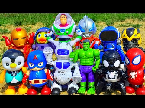 menemukan robot mainan,robot dance,robot captain america,robot hulk ...