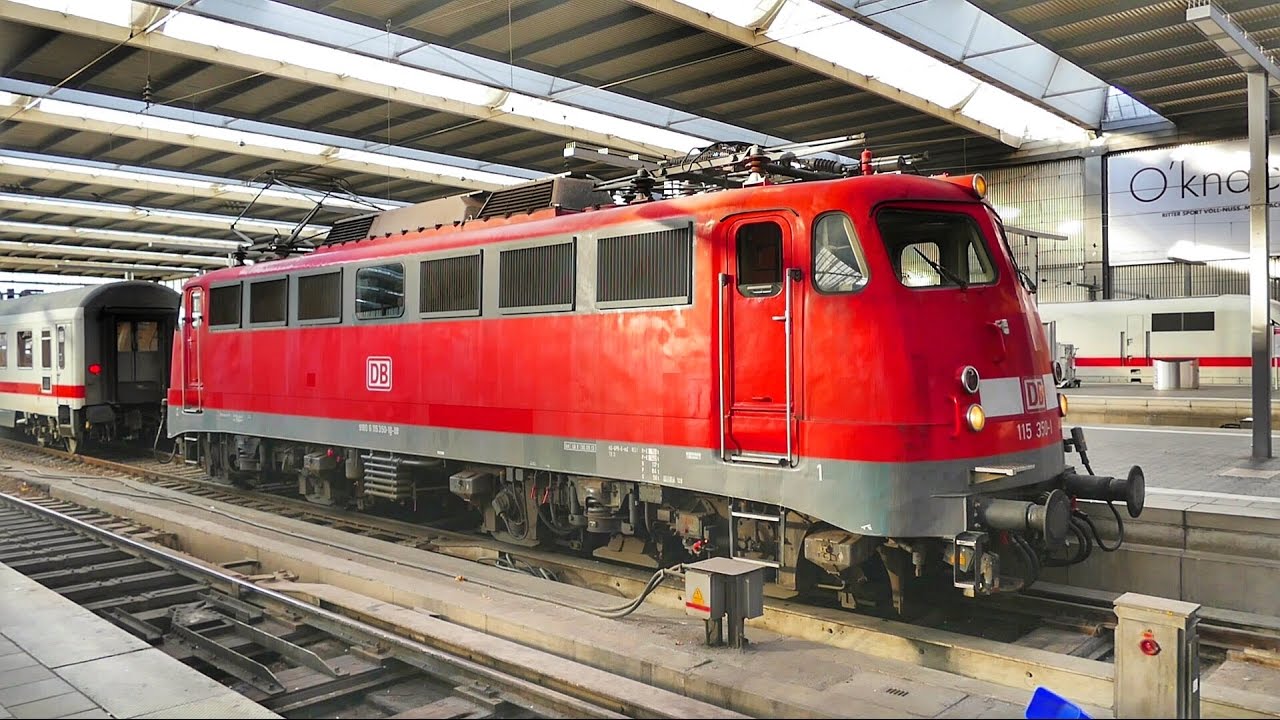 Elektrolokomotive BR 115 350-1 - Die "Bügelfalte" im Münchner Hbf - YouTube