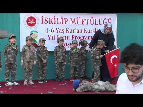 Ebussuud Efendi 4-6 Yaş Kur'an Kursu Öğrencileri Yıl Sonu Gösterisi - Asker Rondu