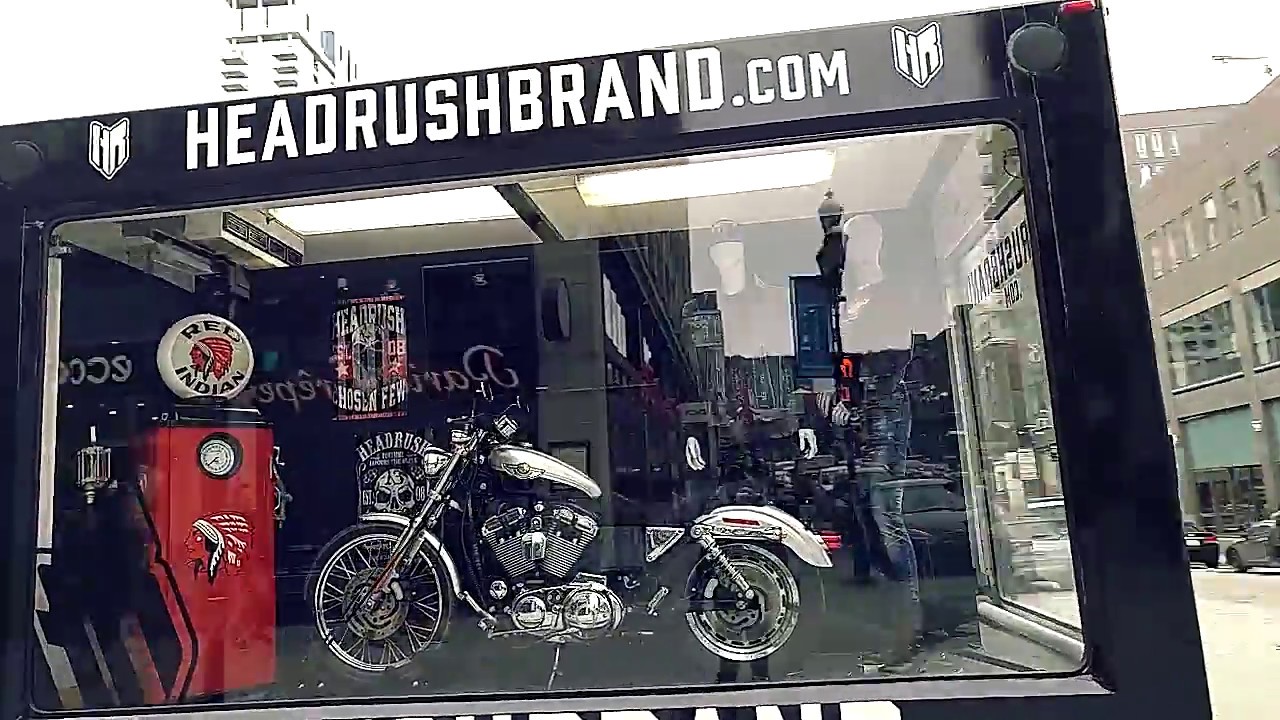 Glass Display Truck showcasing clothing brand in a Mobile showroom ...