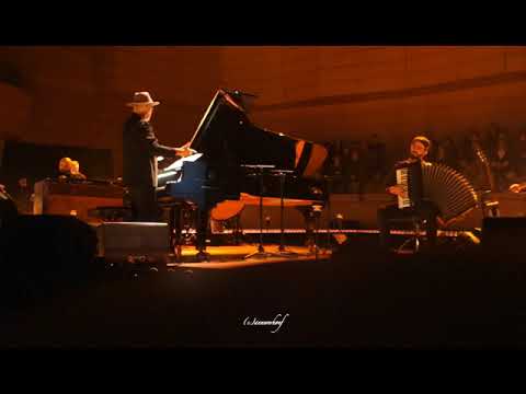 Ludovico Einaudi: Milano, Teatro Dal Verme - 06.12.2025 (enhanced)