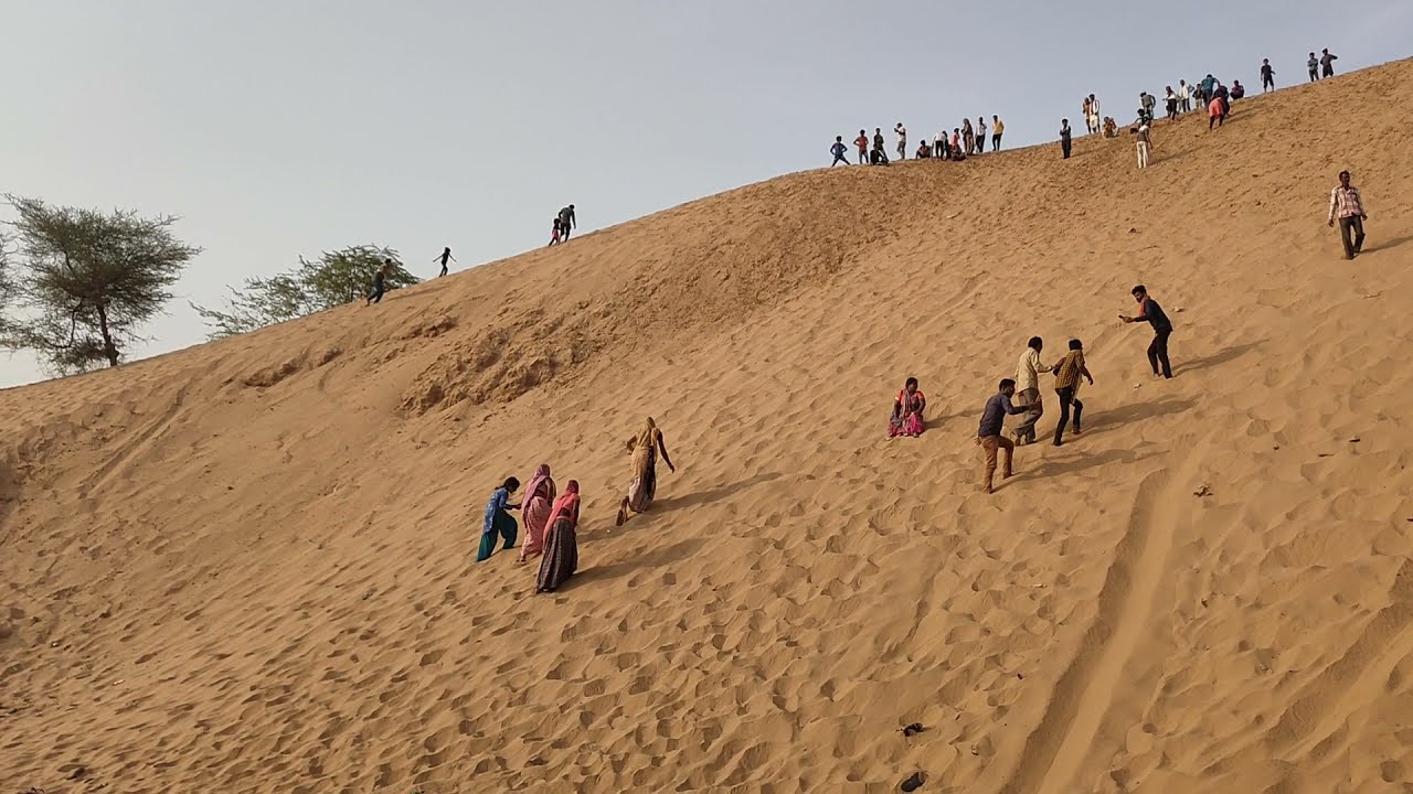 Rajasthan ke Dechu mitti ke tile ||राजस्थान के डेचू में मिट्टी के टीले ...