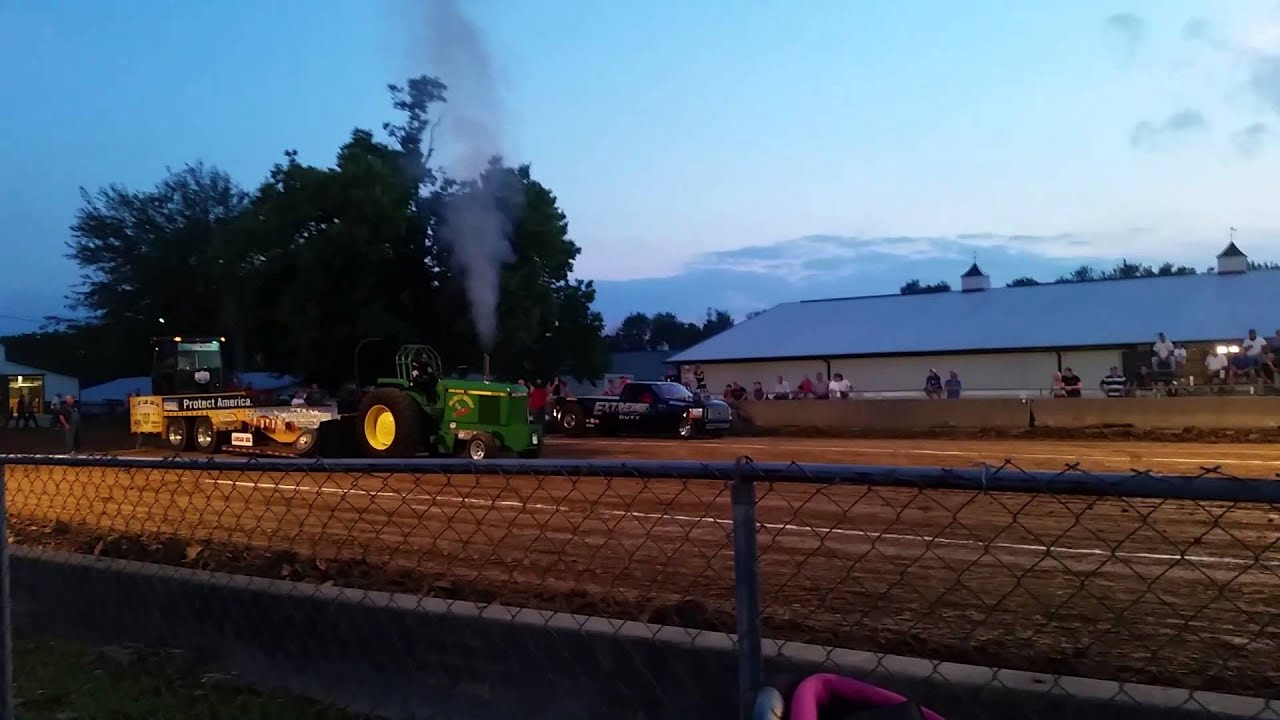 Shelby County Kentucky Tractor pull 2015 - YouTube