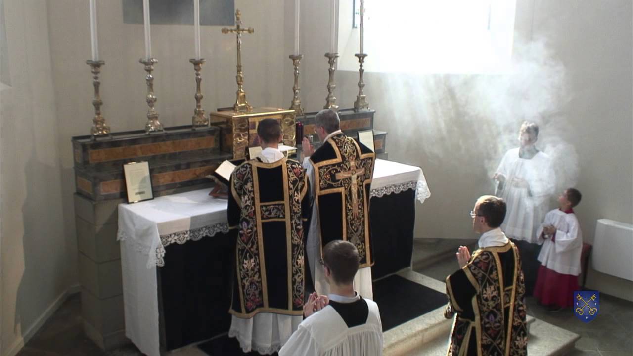 Solemn Requiem for Fr. Denis Coiffet, FSSP - YouTube