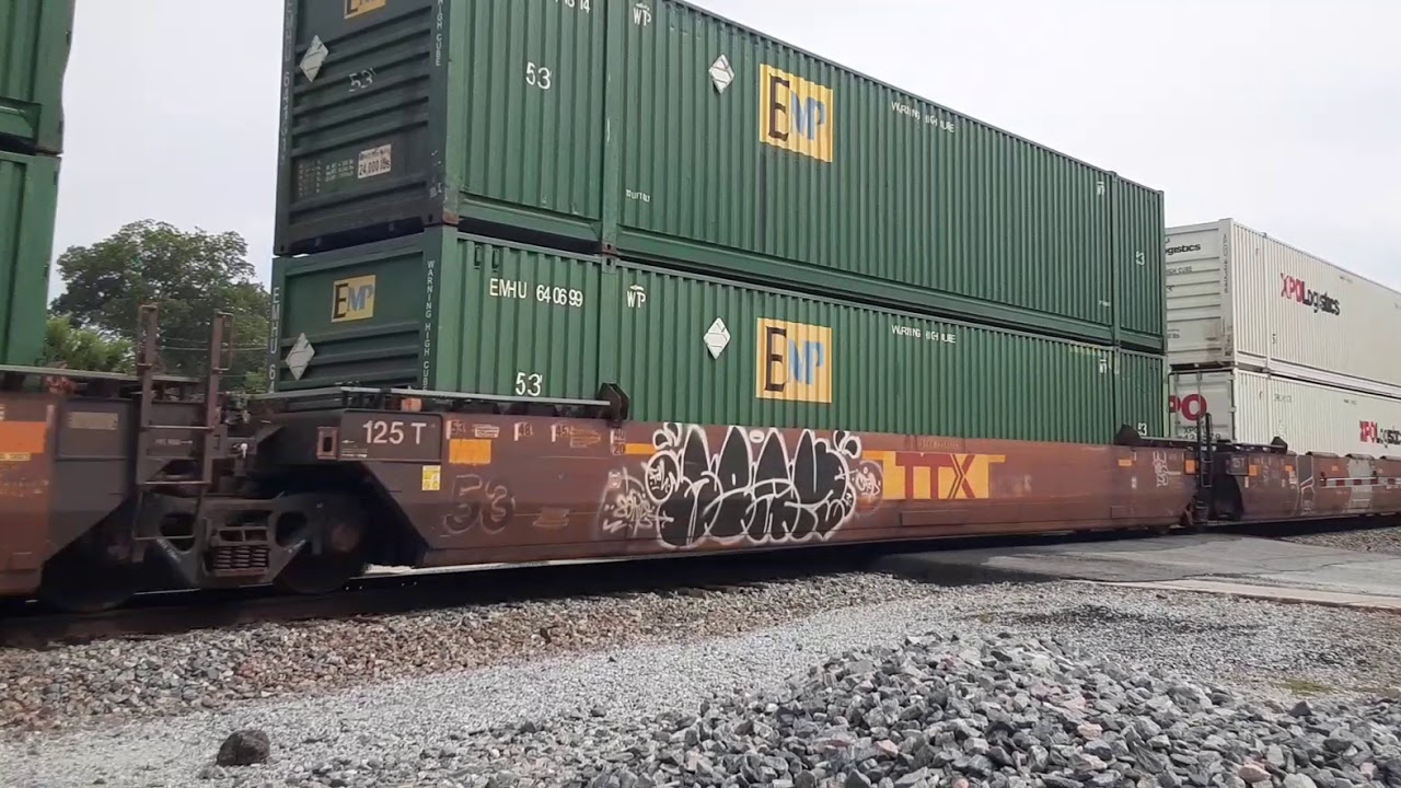 NS 222 with 8038 ES44AC and NS 1083 SD70ACE - YouTube