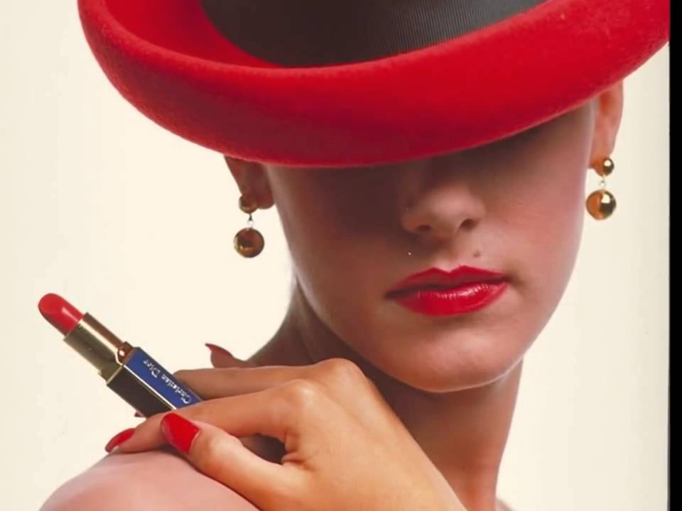 Chris de Burgh - Lady in Red (with lyrics) - 1986 - YouTube