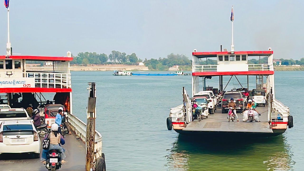 4k walking in Cambodia🇰🇭, Ferry at Chroy Changvar ferry to Svay Chrum ...