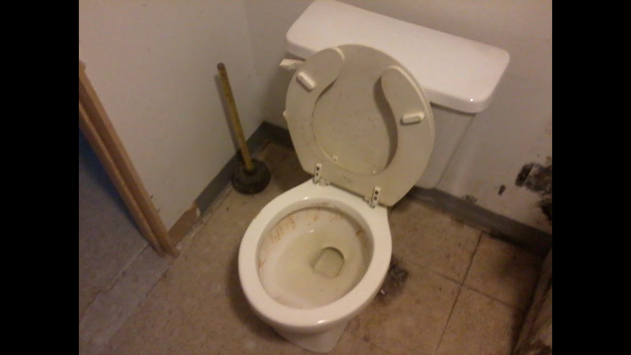 80. Peerless Toilet W/Briggs Tank - YouTube